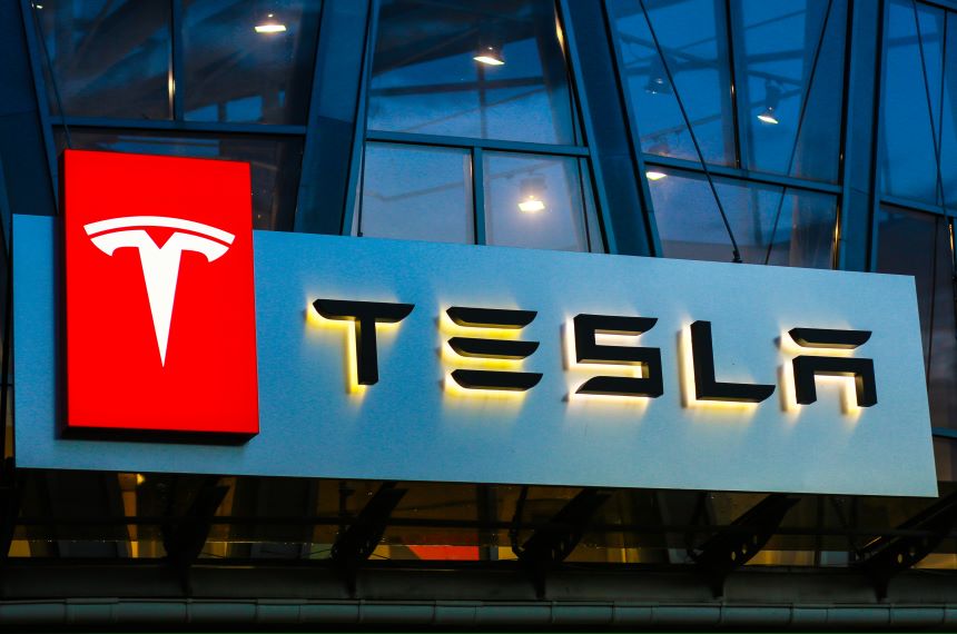 Tesla shares hit record high despite slump in U.S. sales - Africa ...