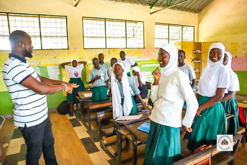 Teachers’ strike in Gabon continues to paralyse education system ...